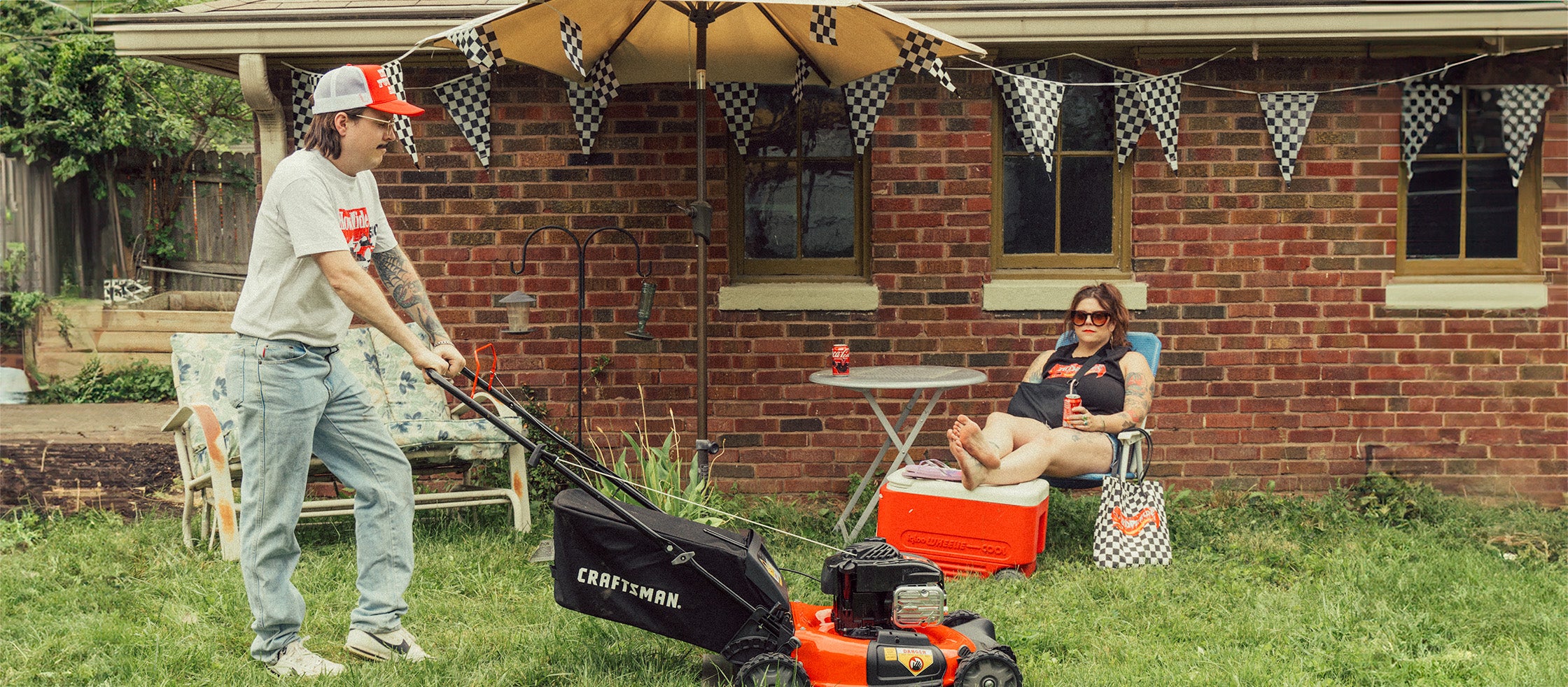 Howl + Hide - Colorful Leather Goods.