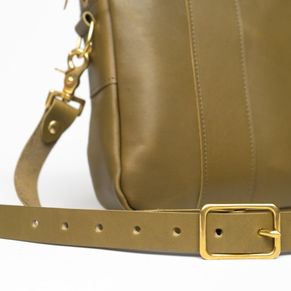 Murphy Slim Messenger | Howl + Hide